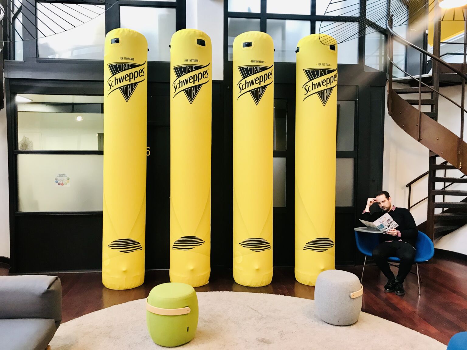 Totem publicitaire gonflable et colonne gonflable - Airsystems France