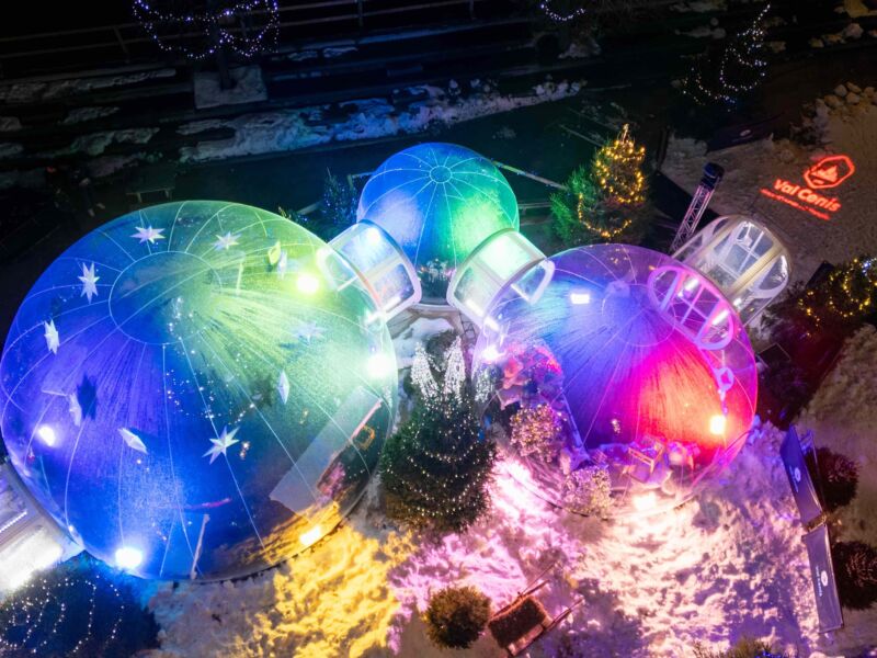 Bulles transparentes gonflables Ville de Blois - Bulle géante gonflable ...