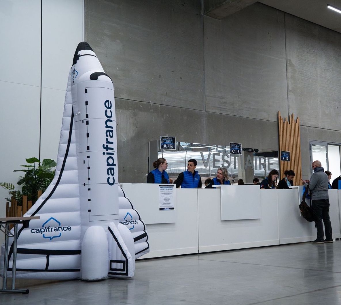 Fusée gonflable Capi France - Structure gonflable géante - Airsystems ...